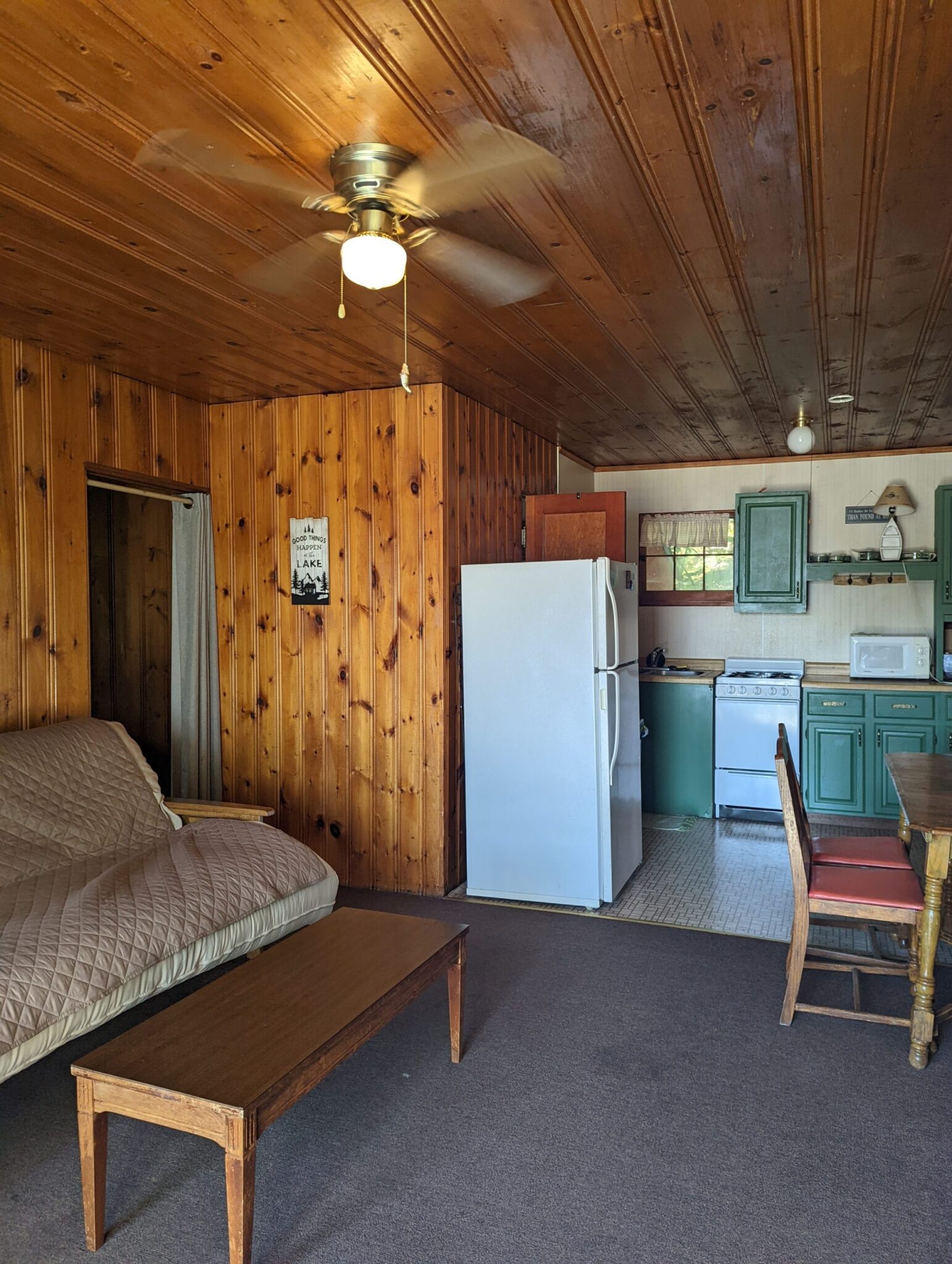 pine cabin – Arrowhead Lodge Resort and Outfitters